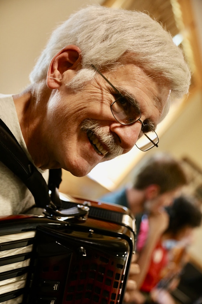 English Country Dance | Country Dancers of Rochester